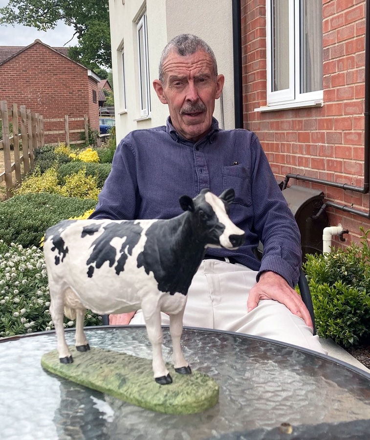 Richard Beard Named Holstein UK Lifetime Achievement Award Winner - Cowsmo
