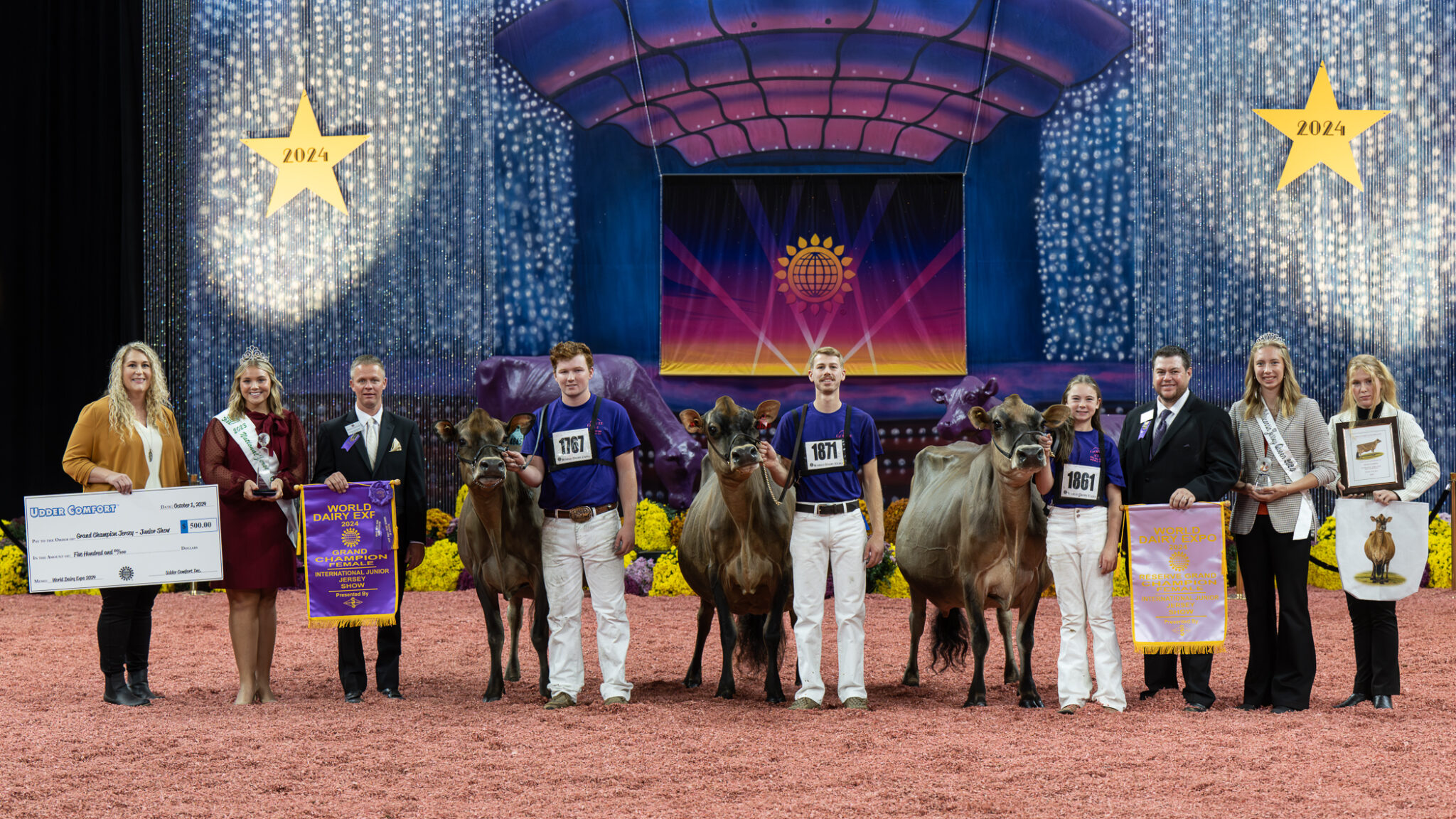 Tessah Takes Grand Champion of the International Junior Jersey Show ...